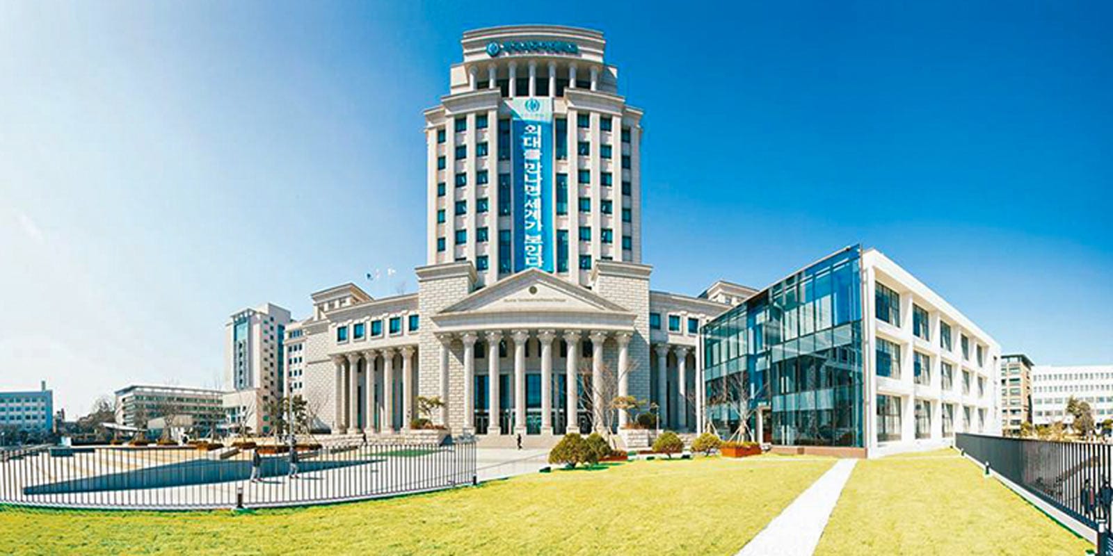 Review Đại học Ngoại ngữ Hankuk (Hankuk University of Foreign Studies – HUFS) - Du học PT SUN